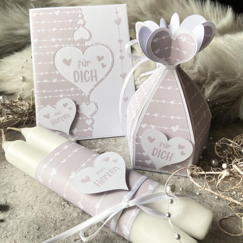 lovelines digipaper - The Vectorians