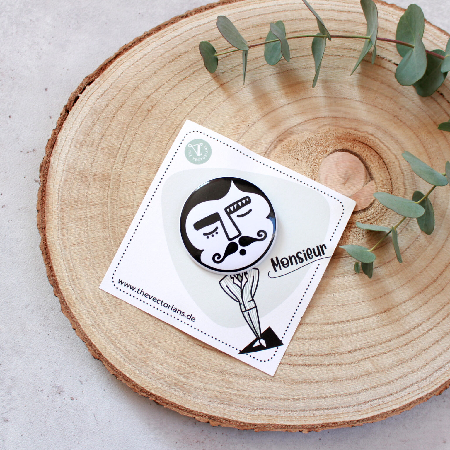 Button "Monsieur" - The Vectorians